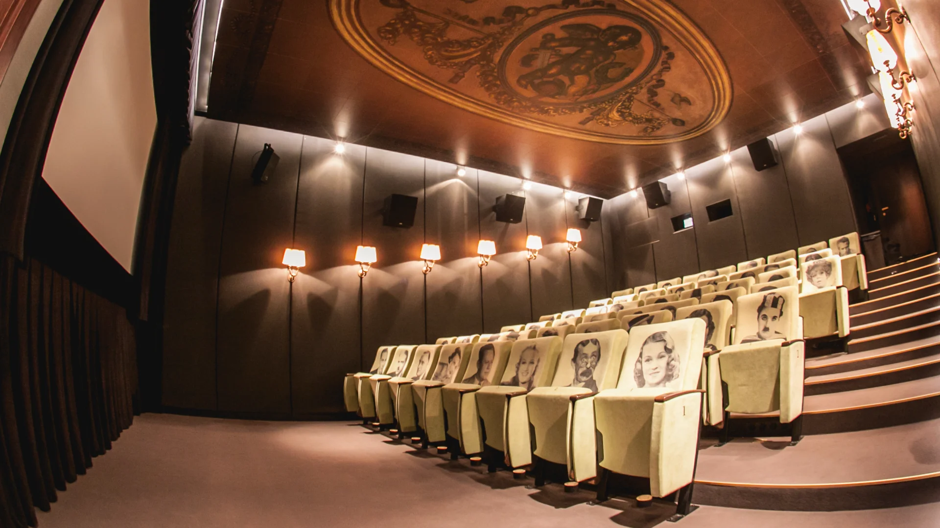 Kino Lucerna – Program of the legendary cinema, premieres, festivals ...